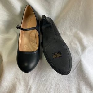 Chase + Chloe | Shoes | Vintage Style 3 Heels Dress Shoes Black Retro ...